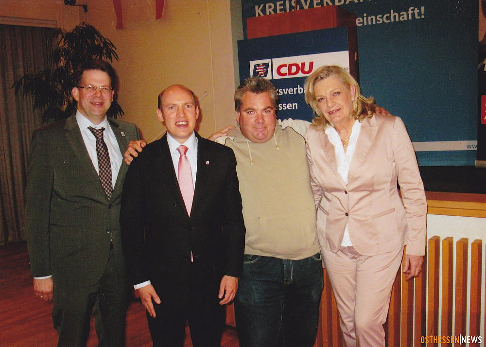Andreas von KEITZ hat schon 1.000 Selfies mit VIPs - "nur die Kanzlerin ...