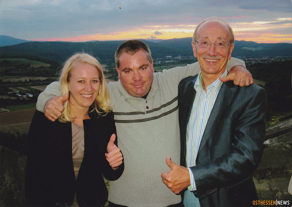 Andreas von KEITZ hat schon 1.000 Selfies mit VIPs - "nur die Kanzlerin ...